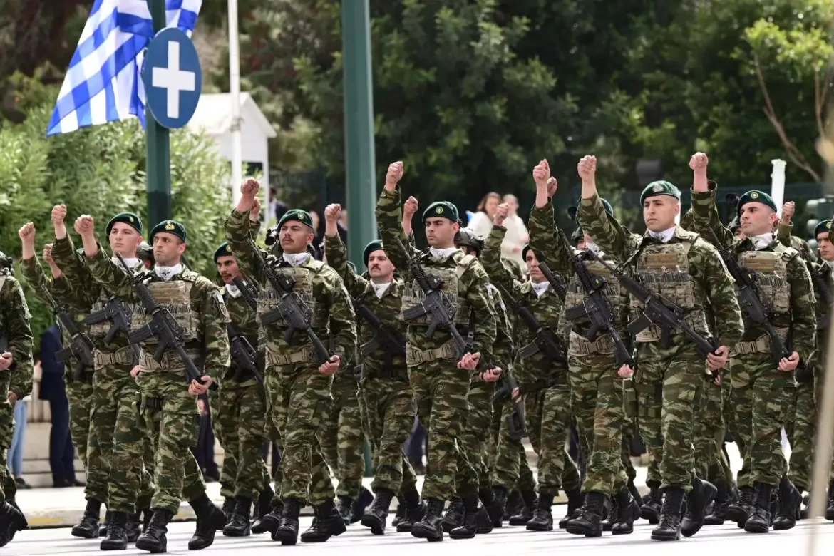 25η Μαρτίου: Με μεγαλοπρέπεια η μεγάλη στρατιωτική παρέλαση στο κέντρο ...